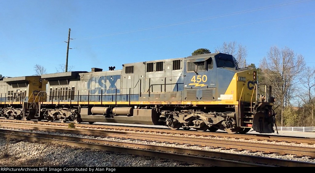 CSX 450 leads EB